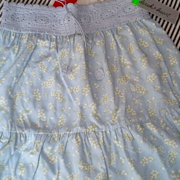 Derek Heart | Skirts | Derek Heart Juniors Lblue Floral Print Tiered ...